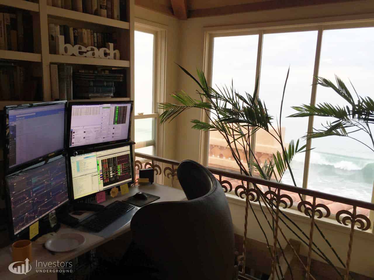 Trading Desks and Monitors from 24 Top Traders